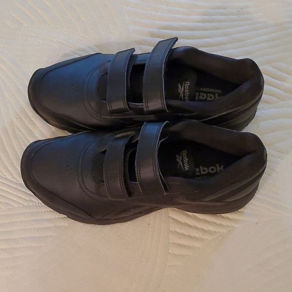 Reebok | Shoes | Ladies Reebok Memory Techathletic Shoes 8 | Poshmark
